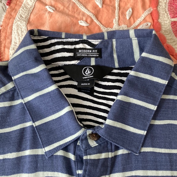 Volcom | Shirts | Mens Ss Volcom Shirt | Poshmark